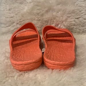 Pali Hawaii | Shoes | Nwt Pali Hawaii Pink Jandals Slip On Jesus ...
